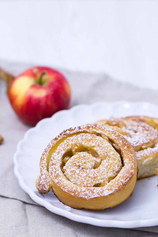 Zimtschnecken Mit Apfel